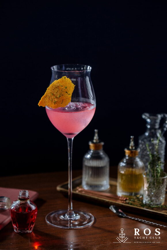 ROS Yacht Club – Dining & River Lounge